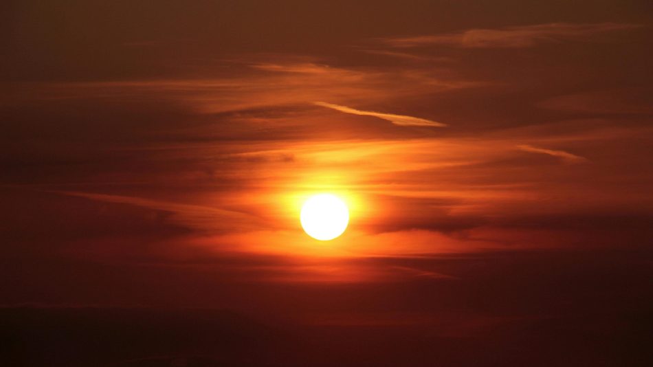 UK Scientists Want to Block Out The Sun to Fight Climate Change ...