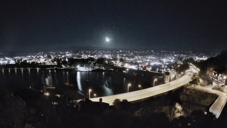 Meteor Lighting Stuns Residents Of Tasmania - Orbital Today