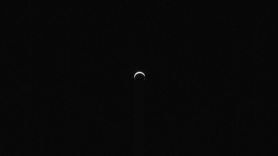 NASA's Spacecraft Is About to Slingshot Past Mars — and the View Is ...