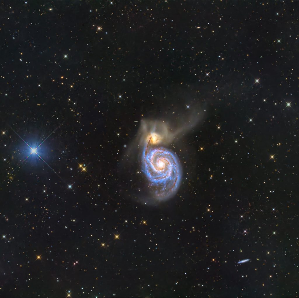 Best Astrophotos of the Week: Comets, Ribbons of a Dead Star, and ...